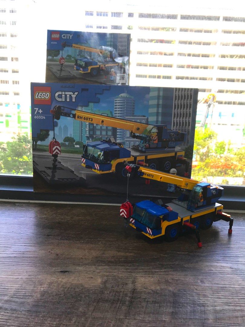 Lego City 60324 Mobile Crane Speed Build , Hobbies & Toys, Toys & Games ...
