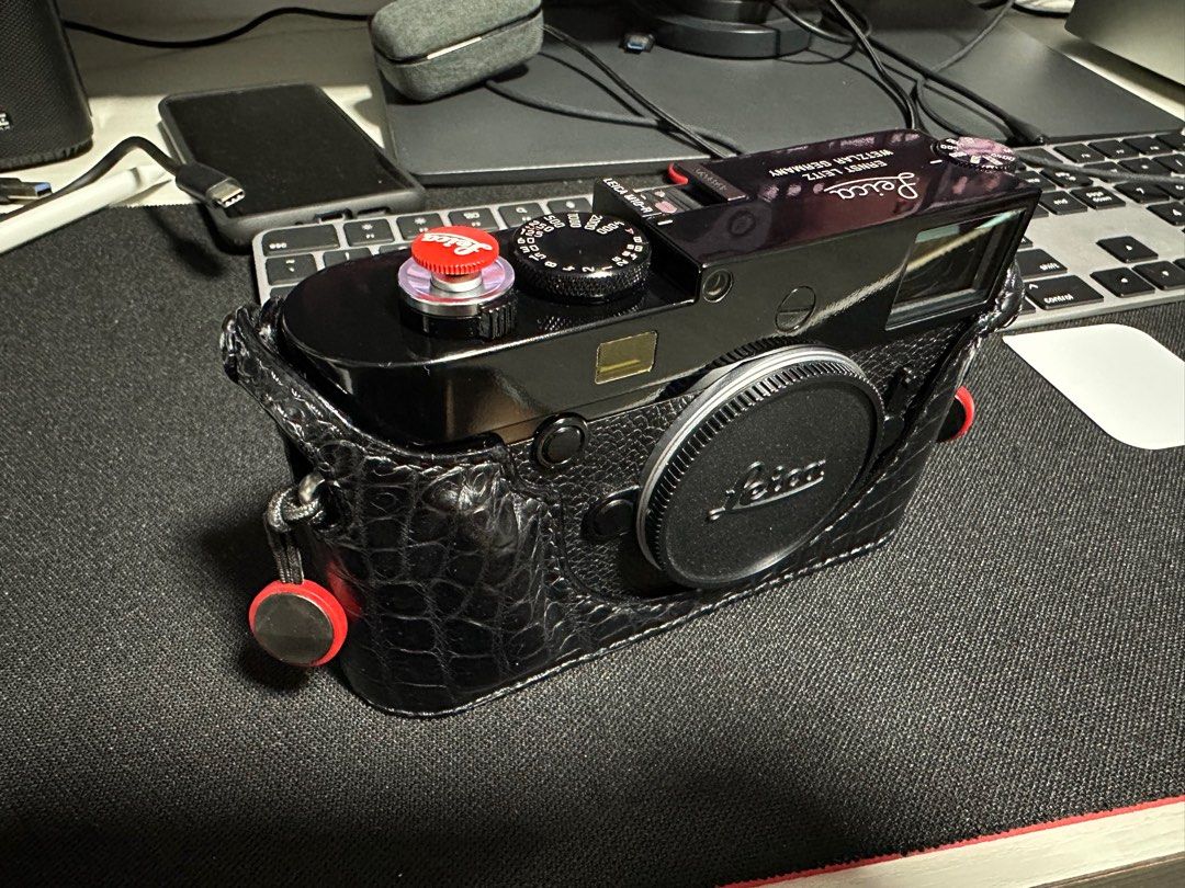 Leica M10-R Black Paint, Photography, Cameras on Carousell