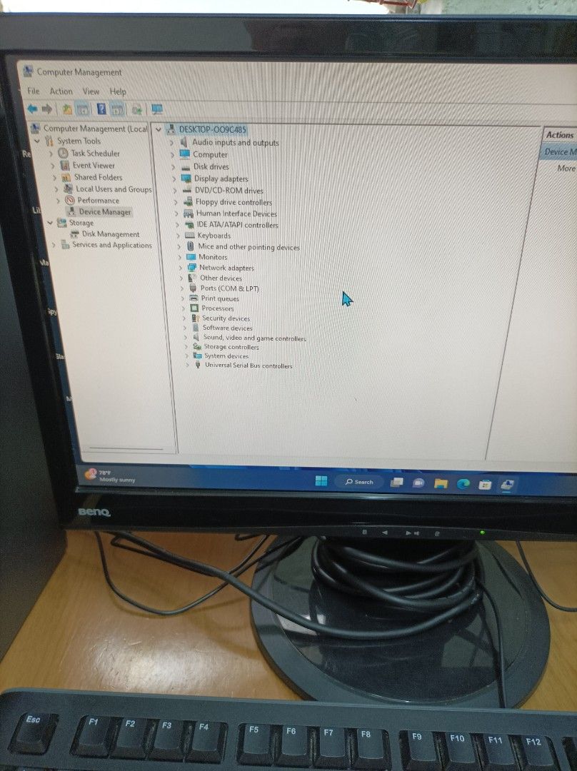 Lenovo Windows 11 Pro version 22H2 Desktop Set with 19" Monitor, 電腦＆科技 ...