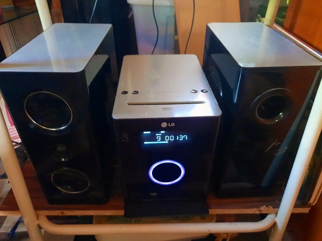 LG MICRO HI FI SYSTEM FB 163 on Carousell
