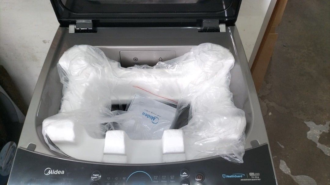 Midea 10.5kg top load Model : MA200W105D, TV & Home Appliances, Washing ...