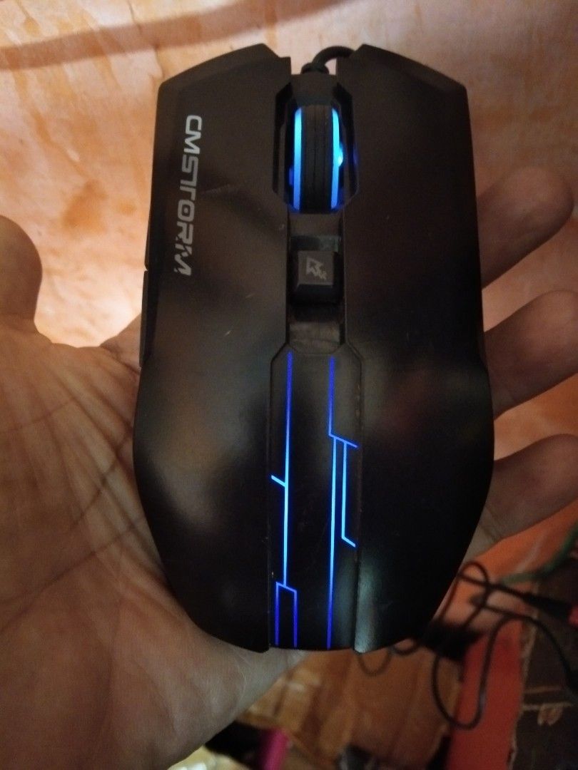 Mouse DEVASTATOR cmstorm, Elektronik, Komputer, Lainnya di Carousell