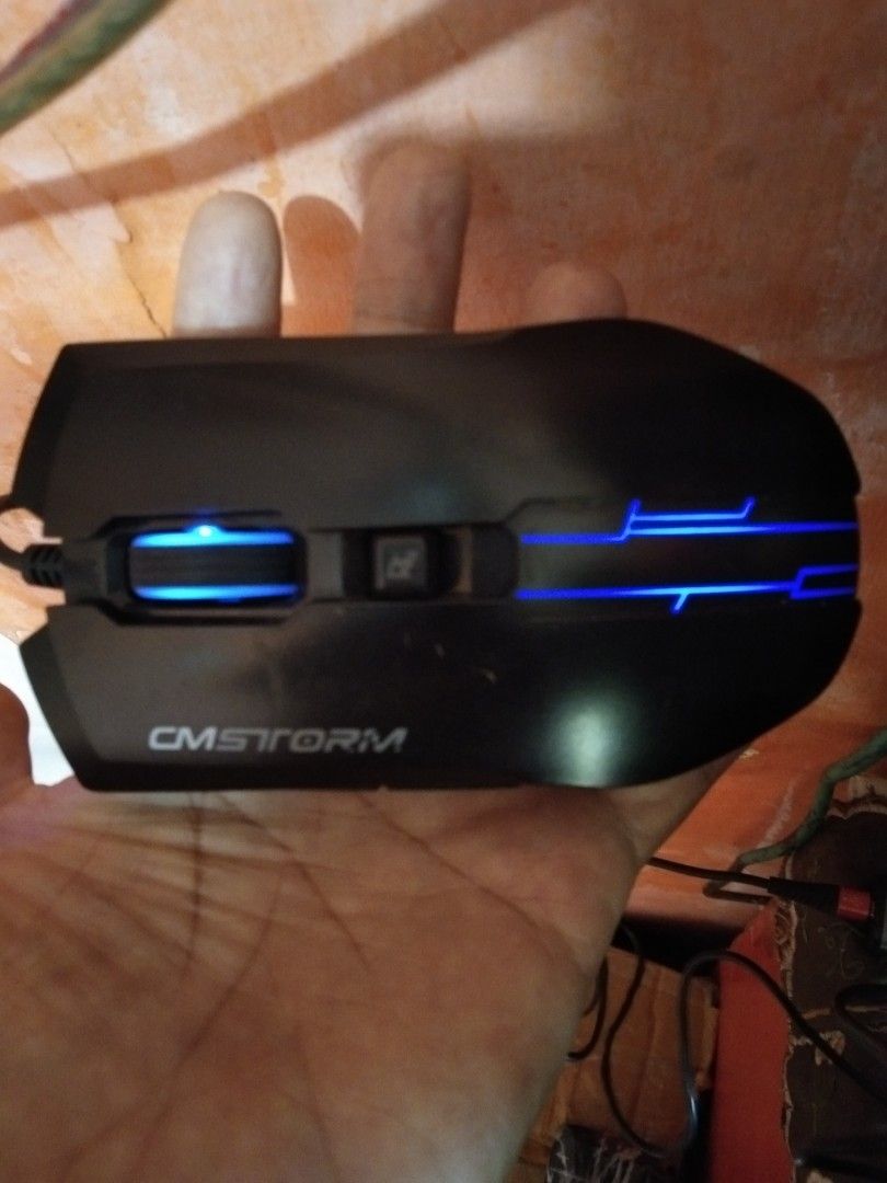 Mouse DEVASTATOR cmstorm, Elektronik, Komputer, Lainnya di Carousell