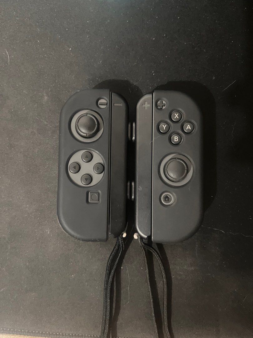 Nintendo Switch Joycons Gray, Video Gaming, Video Game Consoles ...