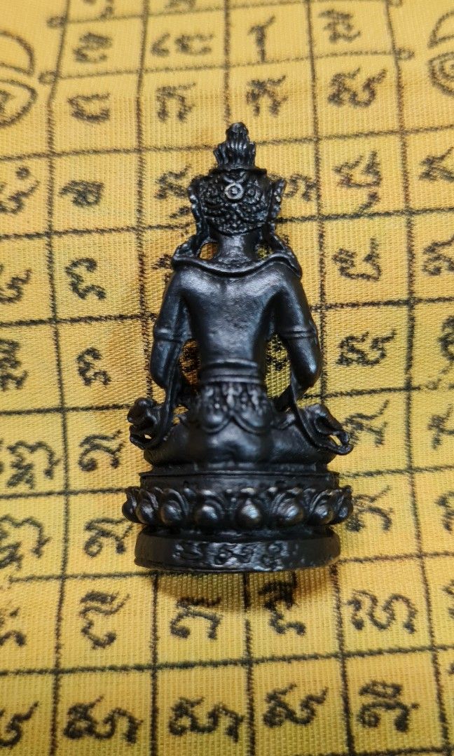 Phra Kring Awalo With Kring Ball Inside, Hobbies & Toys, Memorabilia ...