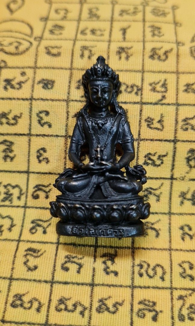 Phra Kring Awalo With Kring Ball Inside, Hobbies & Toys, Memorabilia ...