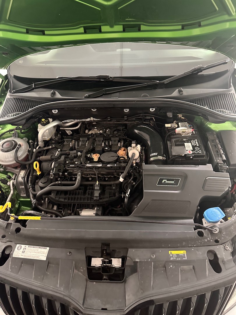 Racingline R600 Air Intake with ECS Inlet pipe and Unitronic Turbo ...