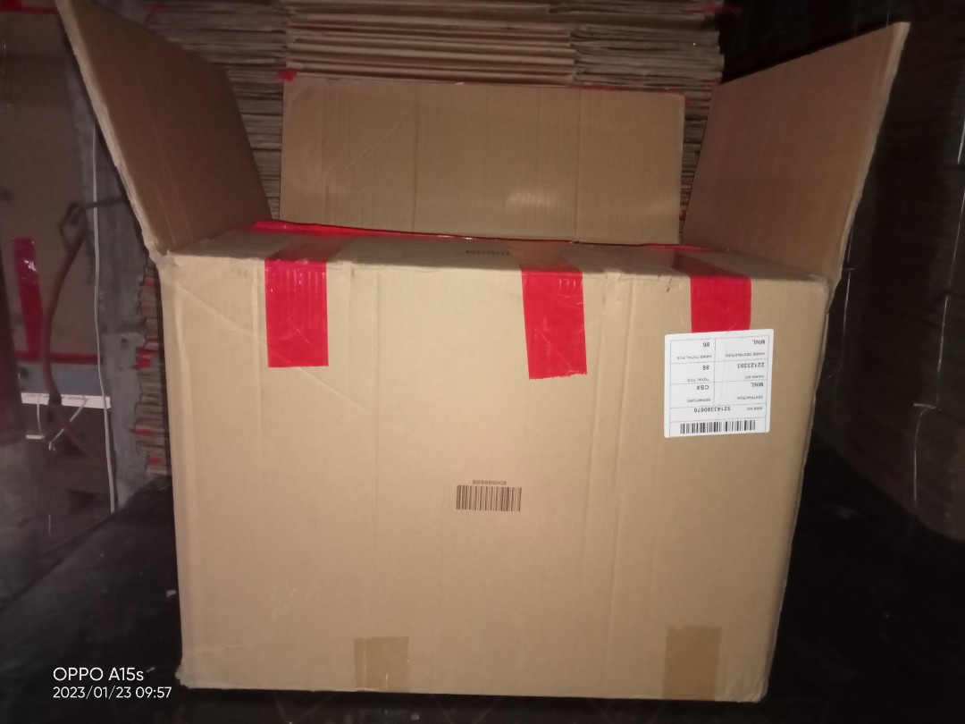Second hand box, Women's Fashion, Coats, Jackets and Outerwear on Carousell