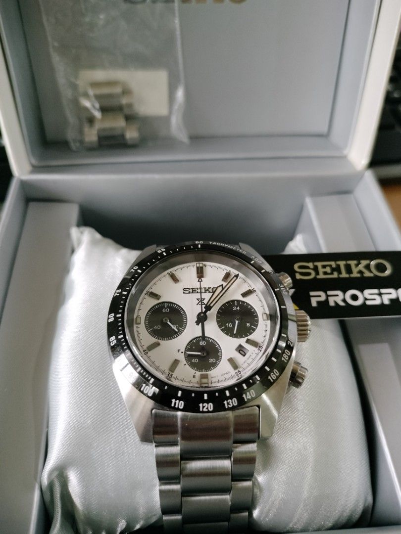 Seiko Prospex SSC813 (Panda), Men's Fashion, Watches & Accessories ...