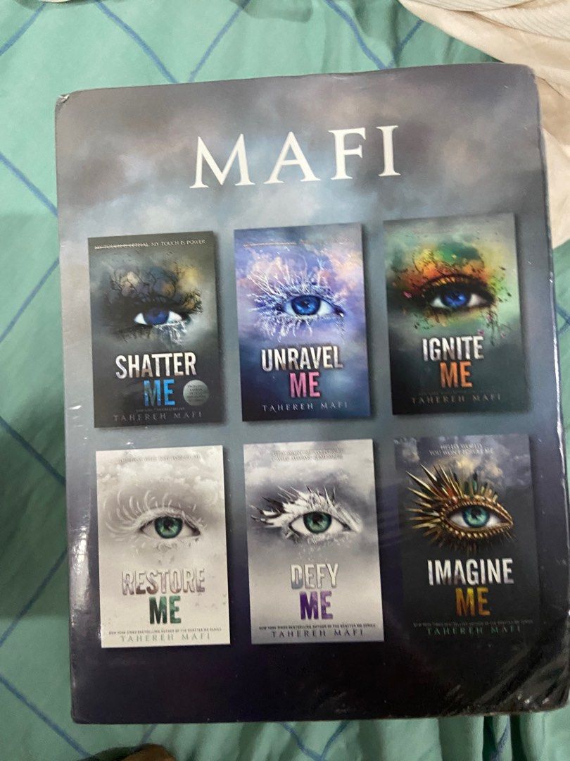 Shatter Me Series (Boxed Set, Sealed) - Tahereh Mafi, Hobbies & Toys ...
