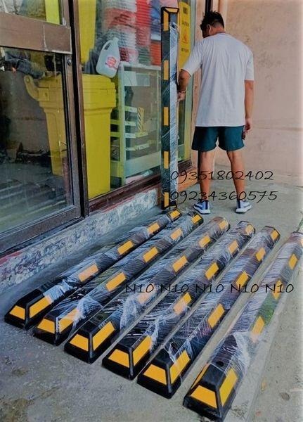 Solid Rubber Parking Block Stopper, Commercial & Industrial, Industrial ...