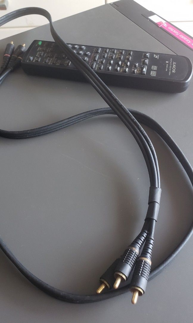 Song LD/VCD/CD Player with Karaoke Function (MDP-V8K, 家庭電器, 電視 & 其他娛樂 ...