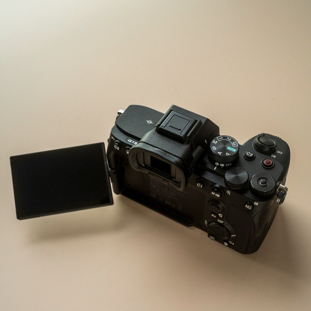 Sony a7IV (Body Only), Photography, Cameras on Carousell