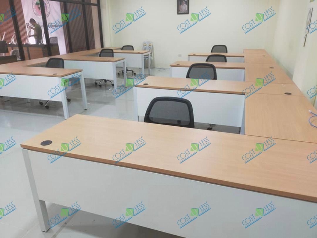 TABLE OFFICE FURNITURE! Customized Table, Cubicles, Modular Partitions ...