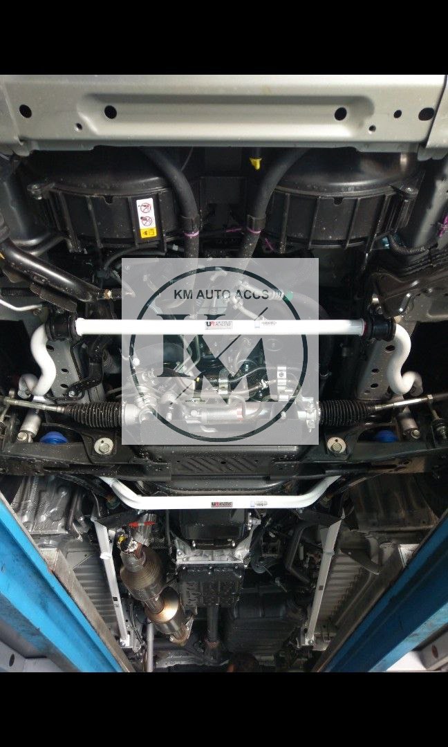 Toyota Hiace & Nissan NV200 Ultra Racing Bars / Hiace Accessories ...