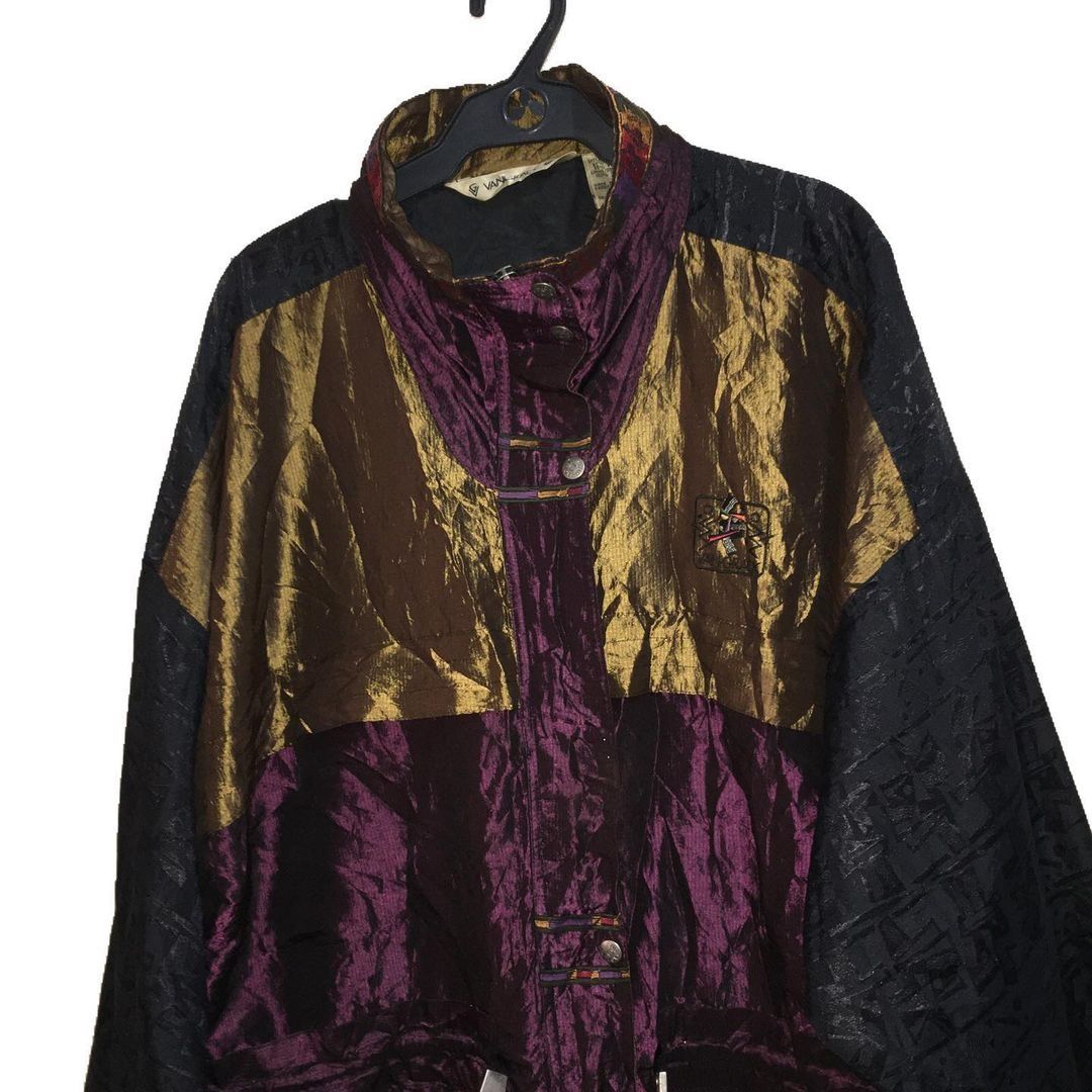 "Vangrack" vintage windbreaker, Men's Fashion, Coats, Jackets and ...