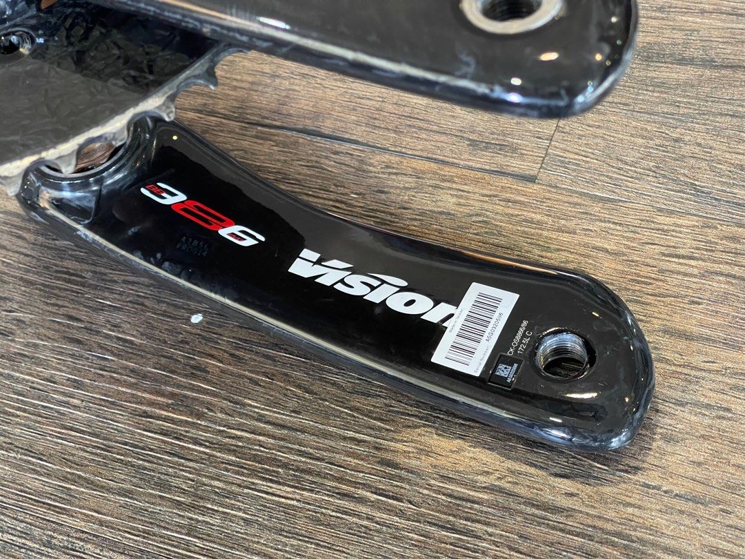 Vision Metron 386 carbon crankset, Sports Equipment, Bicycles & Parts ...