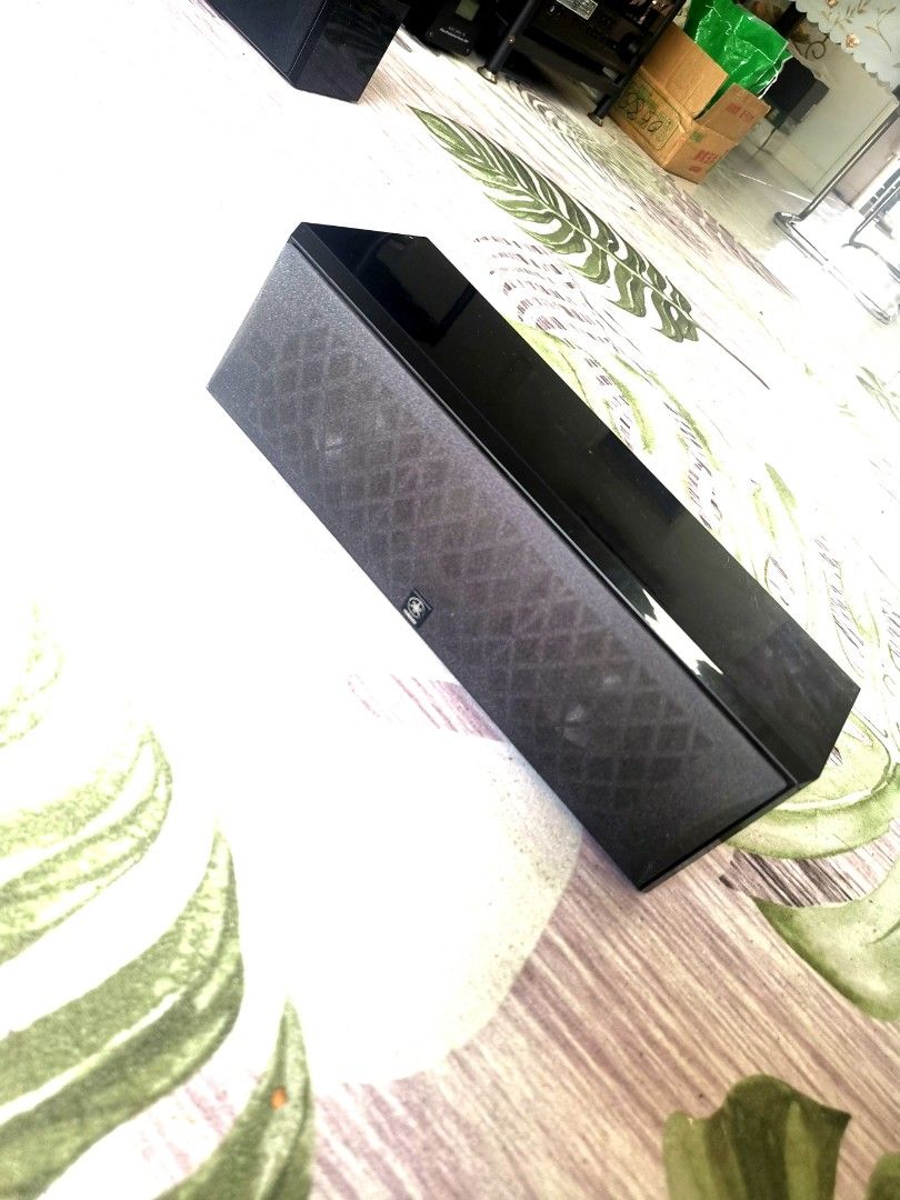 Yamaha center speaker NS-C210, Audio, Soundbars, Speakers & Amplifiers on Carousell