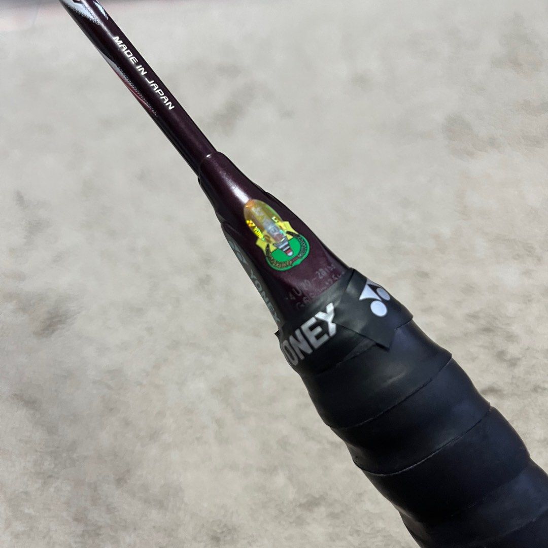 Yonex Astrox 100zz 100 zz Kurenai Badminton Racket [4UG6], Sports ...