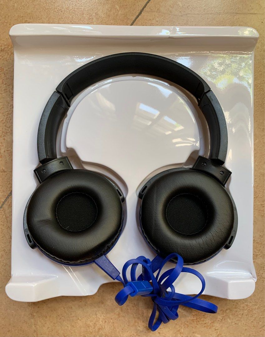 Zentality E-009 Stereo Headphones on Carousell
