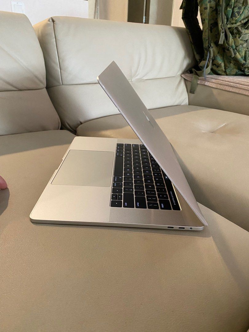 15 inch MacBook Pro 28 battery cycle count, Computers & Tech, Laptops ...