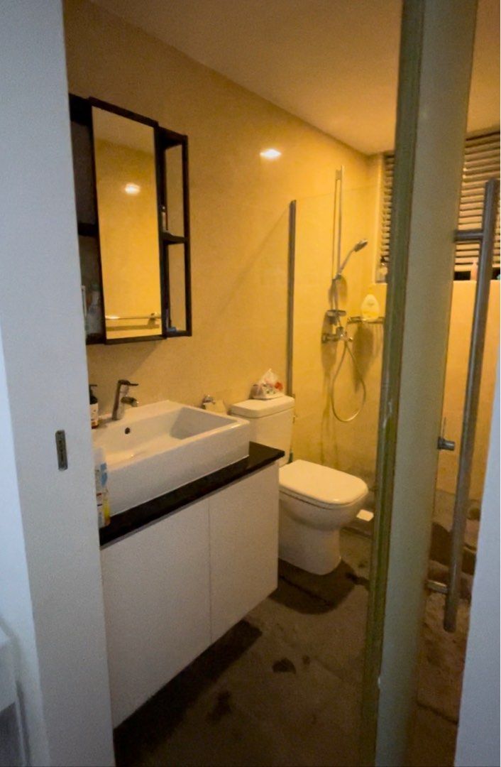 40 St. Thomas Walk, Property, Rentals, Room Rentals on Carousell