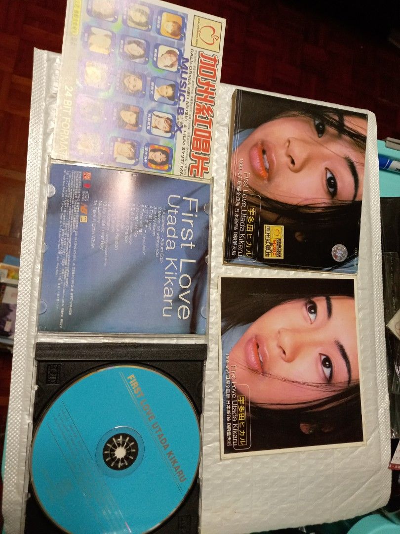 宇多田光 First Love 加洲紅版cd, 興趣及遊戲, 音樂、樂器 & 配件, 音樂與媒體 - CD 及 DVD - Carousell
