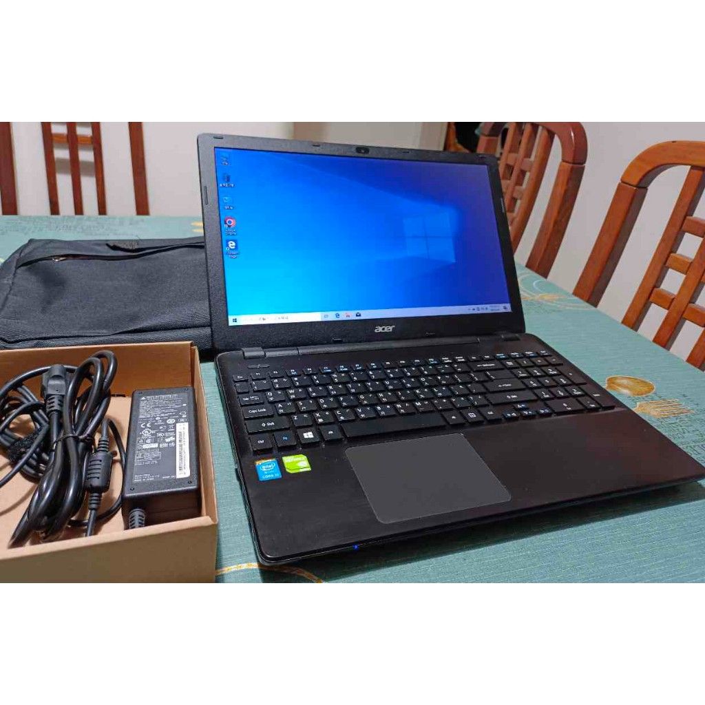 Acer E5-572G Core i5-4500u, 電腦及科技產品, 桌上電腦或筆記型電腦在旋轉拍賣