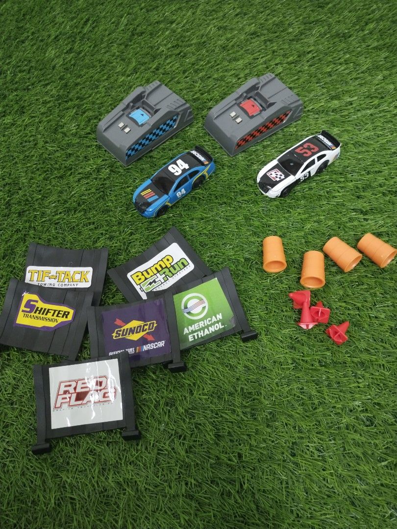 Adventure Force NASCAR Crash Racers Vehicles Set, Hobbies & Toys, Toys ...