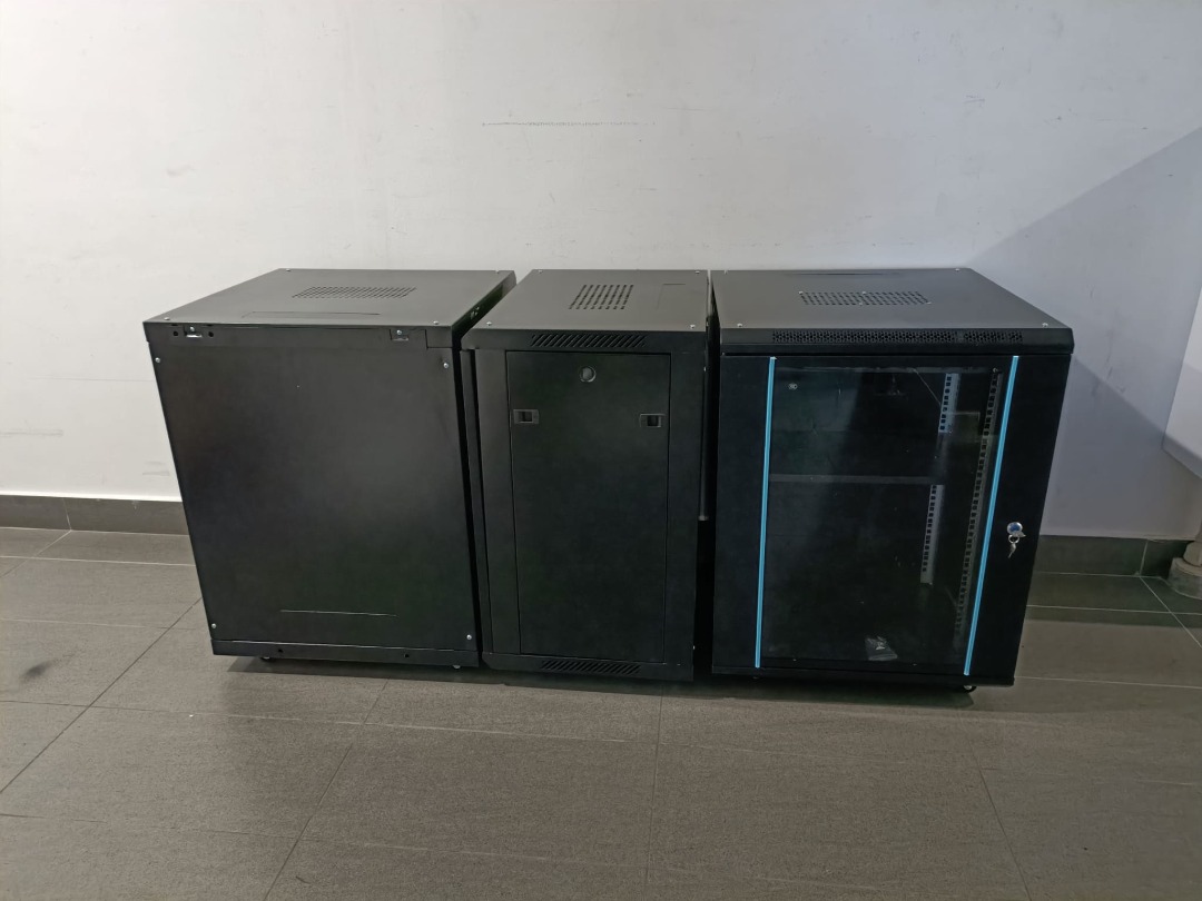 assembled 15U cart for CCTV recorder/ data storage/network server cart ...