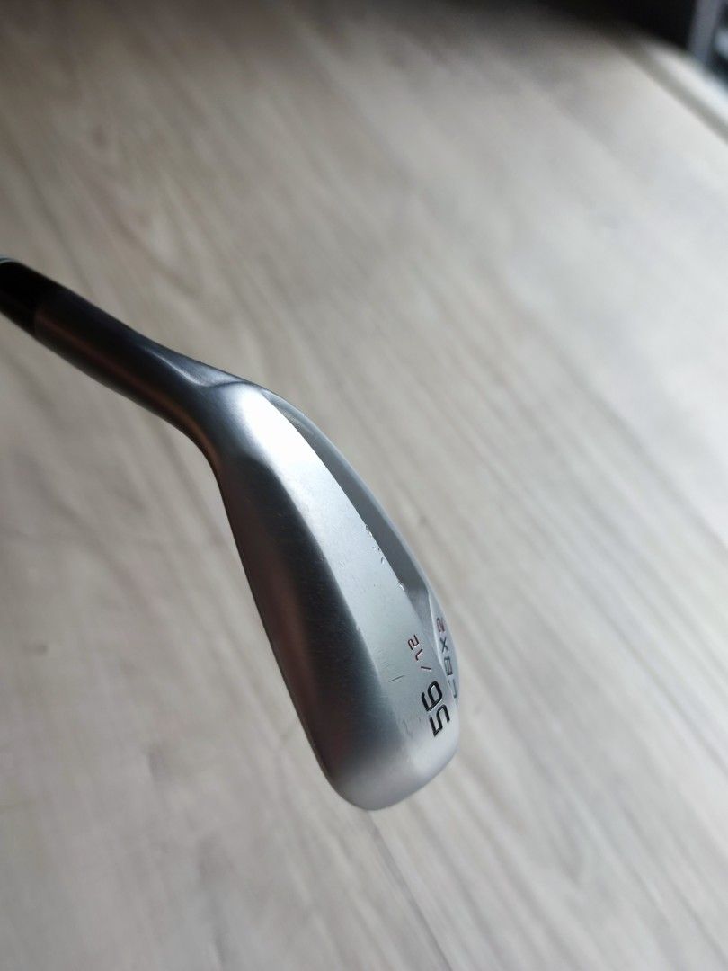 Cleveland CBX2 56/12 wedge with ROTEX graphite shaft, Sports Equipment ...