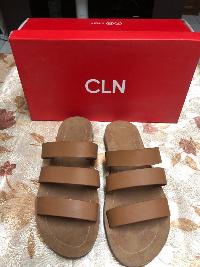 CLN Slippers, Women's Fashion, Footwear, Flats & Sandals on Carousell