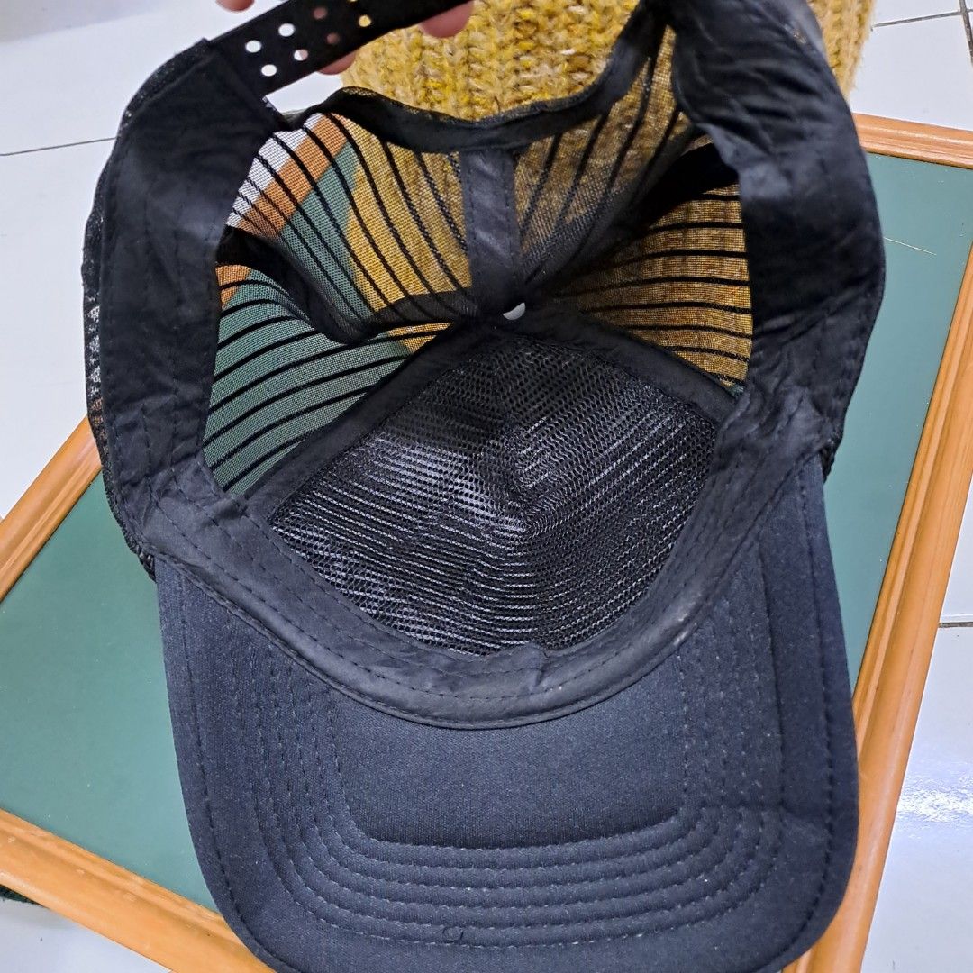 Commes des garcons cdg play trucker, Men's Fashion, Watches ...