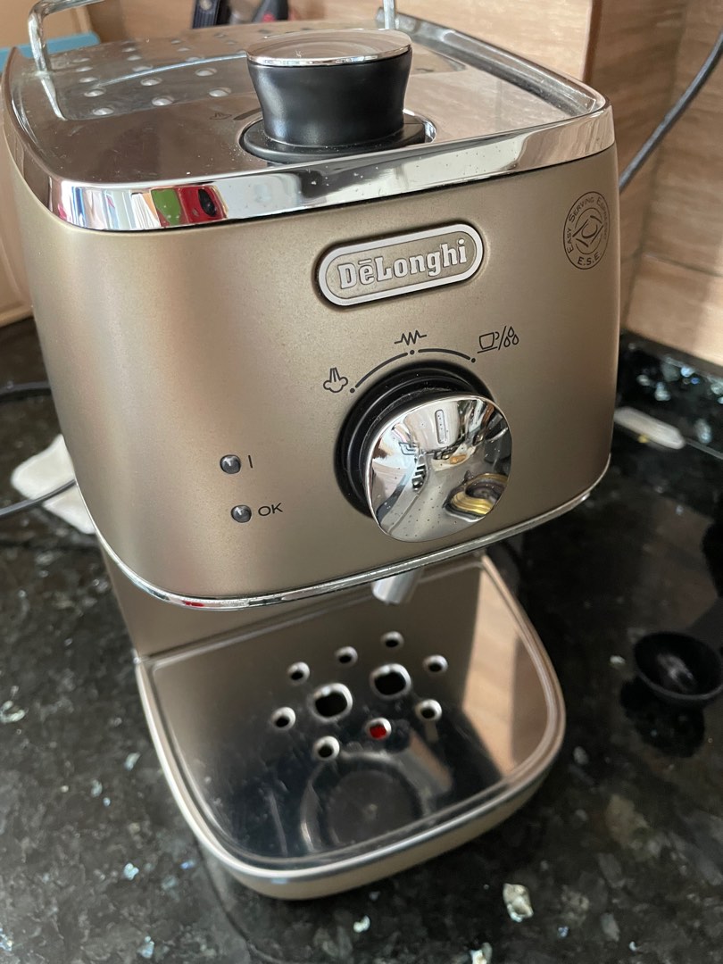 Delonghi coffee machine, TV & Home Appliances, Kitchen Appliances ...
