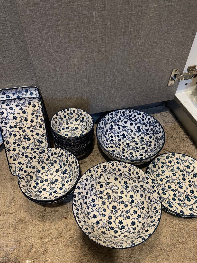 Dinnerware set, Furniture & Home Living, Kitchenware & Tableware ...