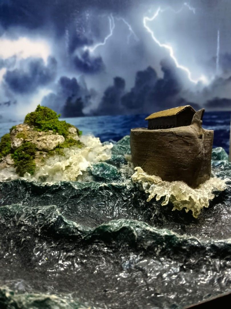 Diorama kapal nabi nuh a.s (NOAH ARK), Hobbies & Toys, Stationery ...