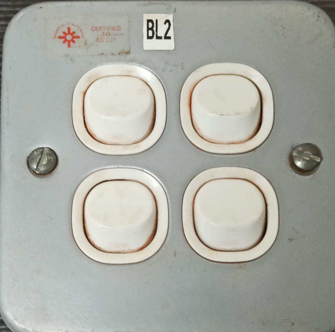 Electrical Equipment 4 Button S2, TV & Home Appliances, Electrical ...