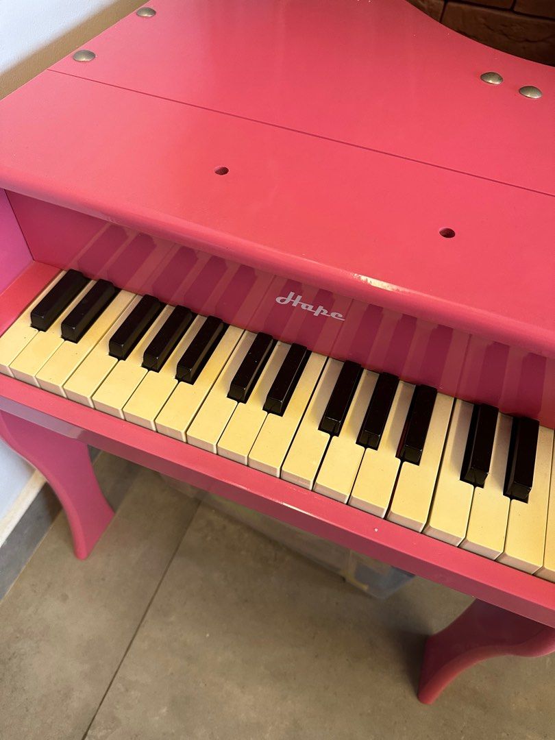 Hape Happy Grand Piano - Pink, Hobbies & Toys, Music & Media, Musical ...