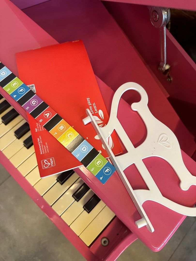 Hape Happy Grand Piano - Pink, Hobbies & Toys, Music & Media, Musical ...