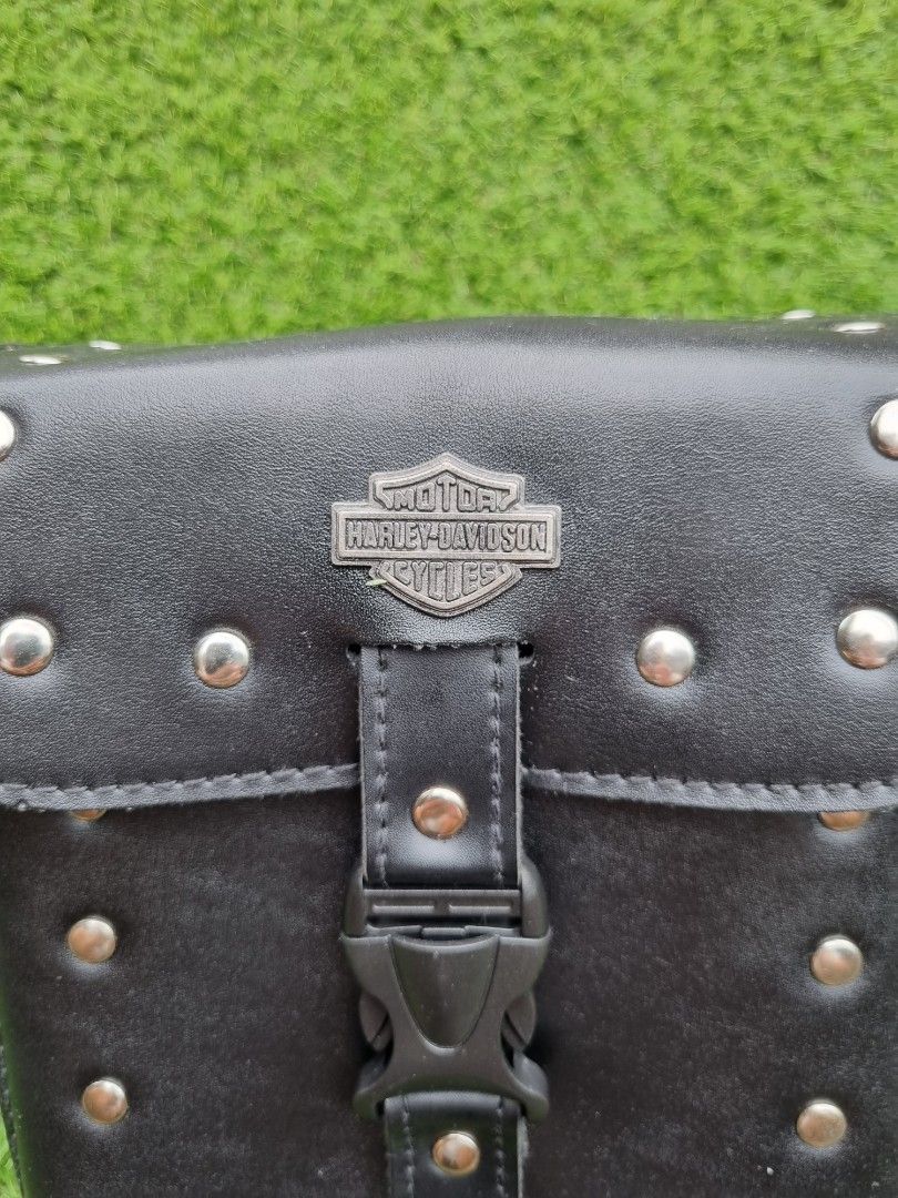 Harley Davidson pouch, Motorcycles, Motorcycle Accessories on Carousell