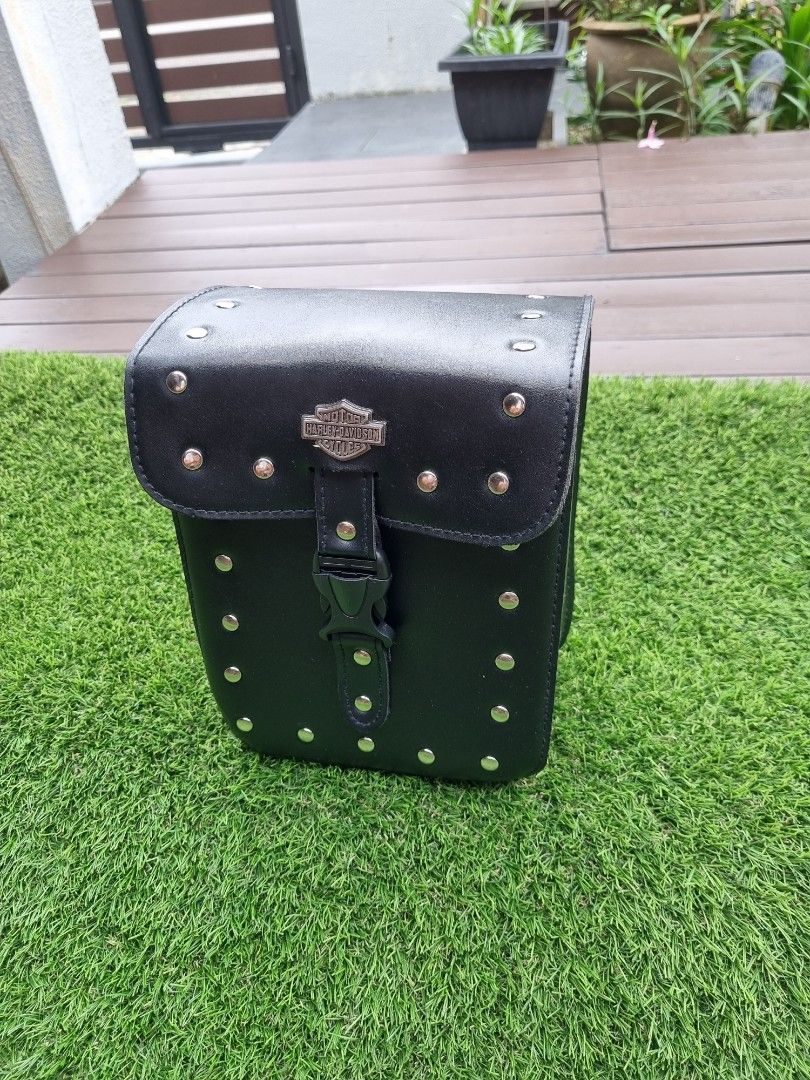 Harley Davidson pouch, Motorcycles, Motorcycle Accessories on Carousell