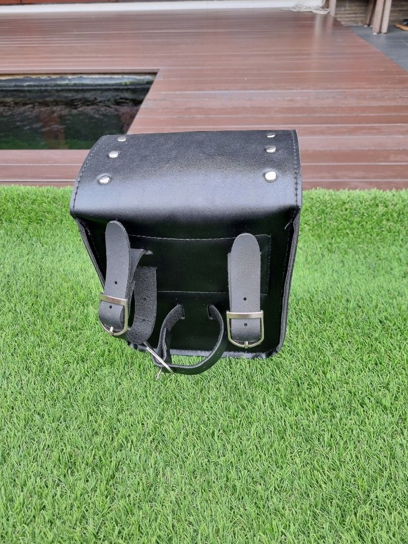 Harley Davidson pouch, Motorcycles, Motorcycle Accessories on Carousell