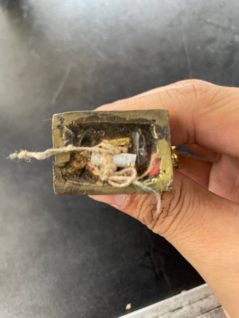 Hindu Gods Amulet Bundle, Hobbies & Toys, Memorabilia & Collectibles ...