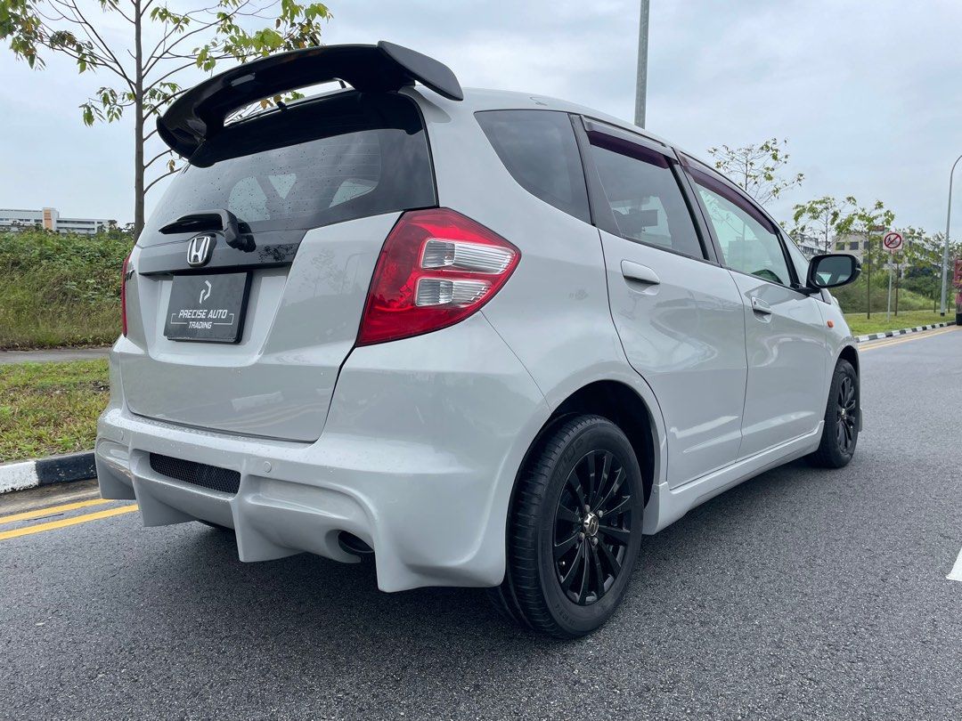 Honda Fit 1.3 G (A), Cars, Used Cars on Carousell