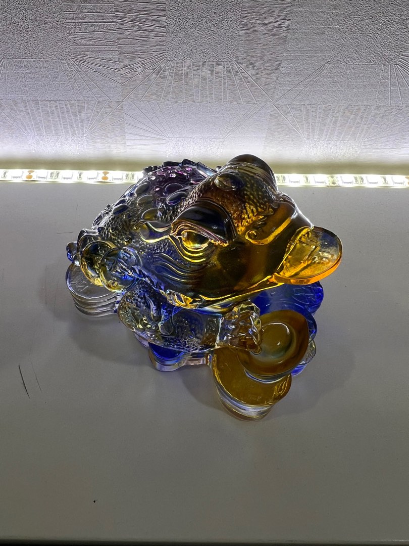 Liu Li Frog, Hobbies & Toys, Memorabilia & Collectibles, Religious ...