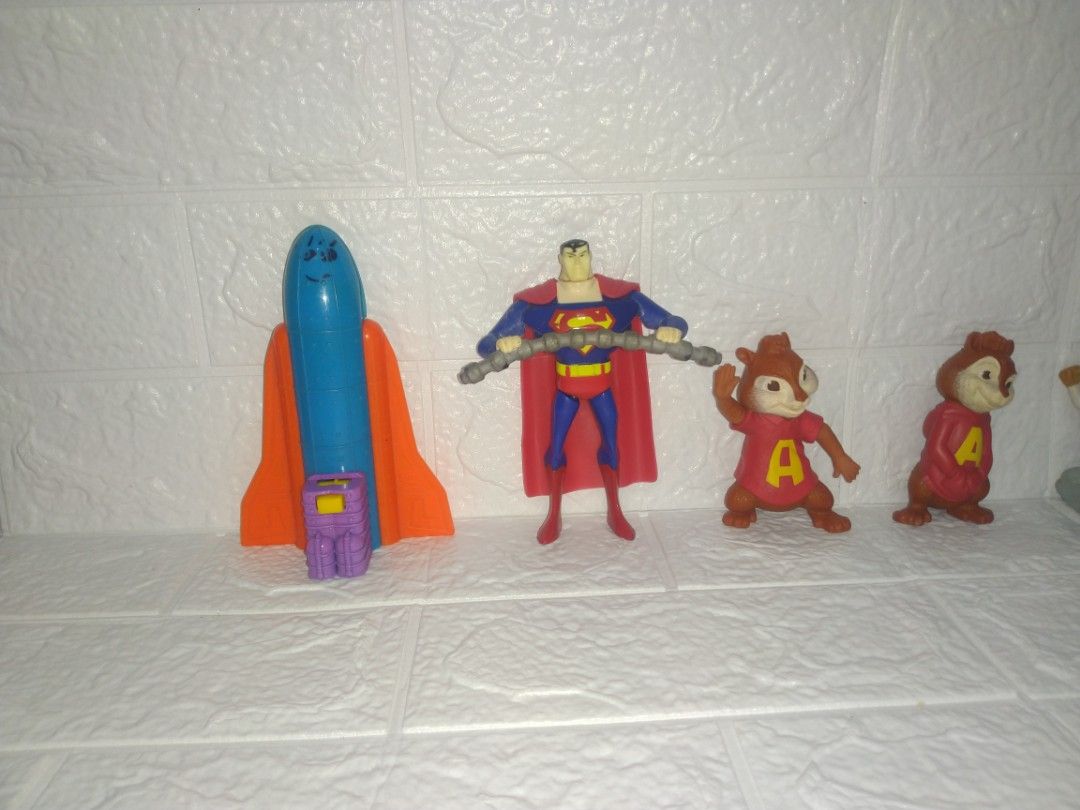 MAINAN KFC DAN MCD, Toys & Collectibles, Mainan di Carousell