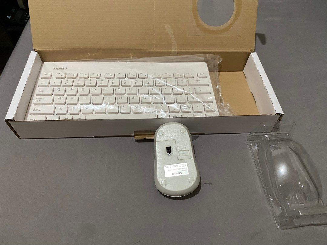 Miniso Wireless Mouse And Keyboard Set Computers And Tech Parts And Accessories Computer Keyboard