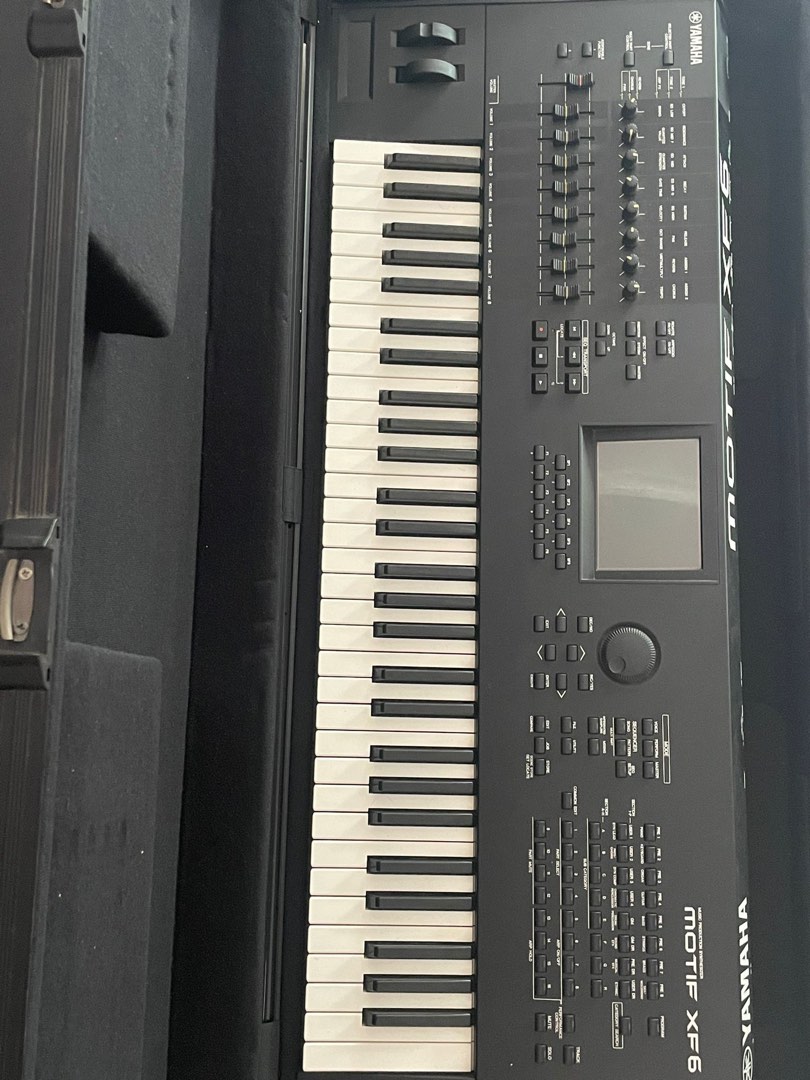 Motif XF6 keyboard, Hobbies & Toys, Music & Media, Musical Instruments ...