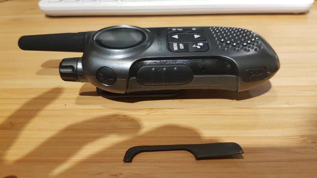 Motorola Walkie Talkie TLKR T8, Mobile Phones & Gadgets, Walkie-Talkie ...