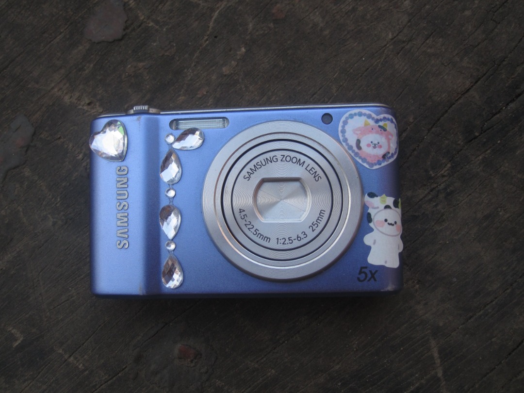 Samsung ST66 Digital Camera (light blue), Photography, Cameras on Carousell